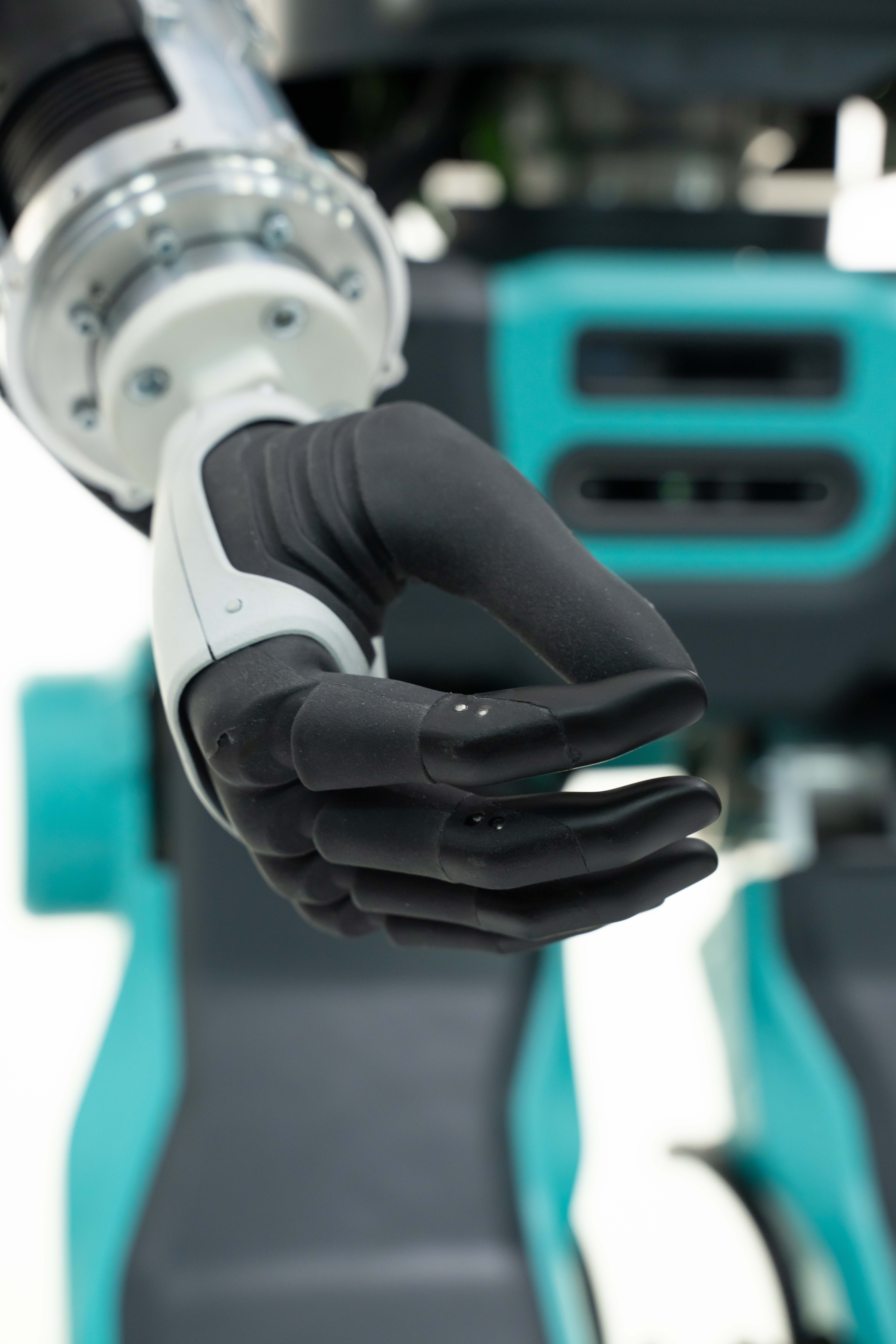 Oversonic's Robee Presentation - Datasensing